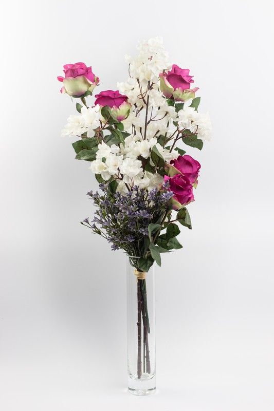 Bouquet floral vertical con ramas de flor de almendro y rosas ...